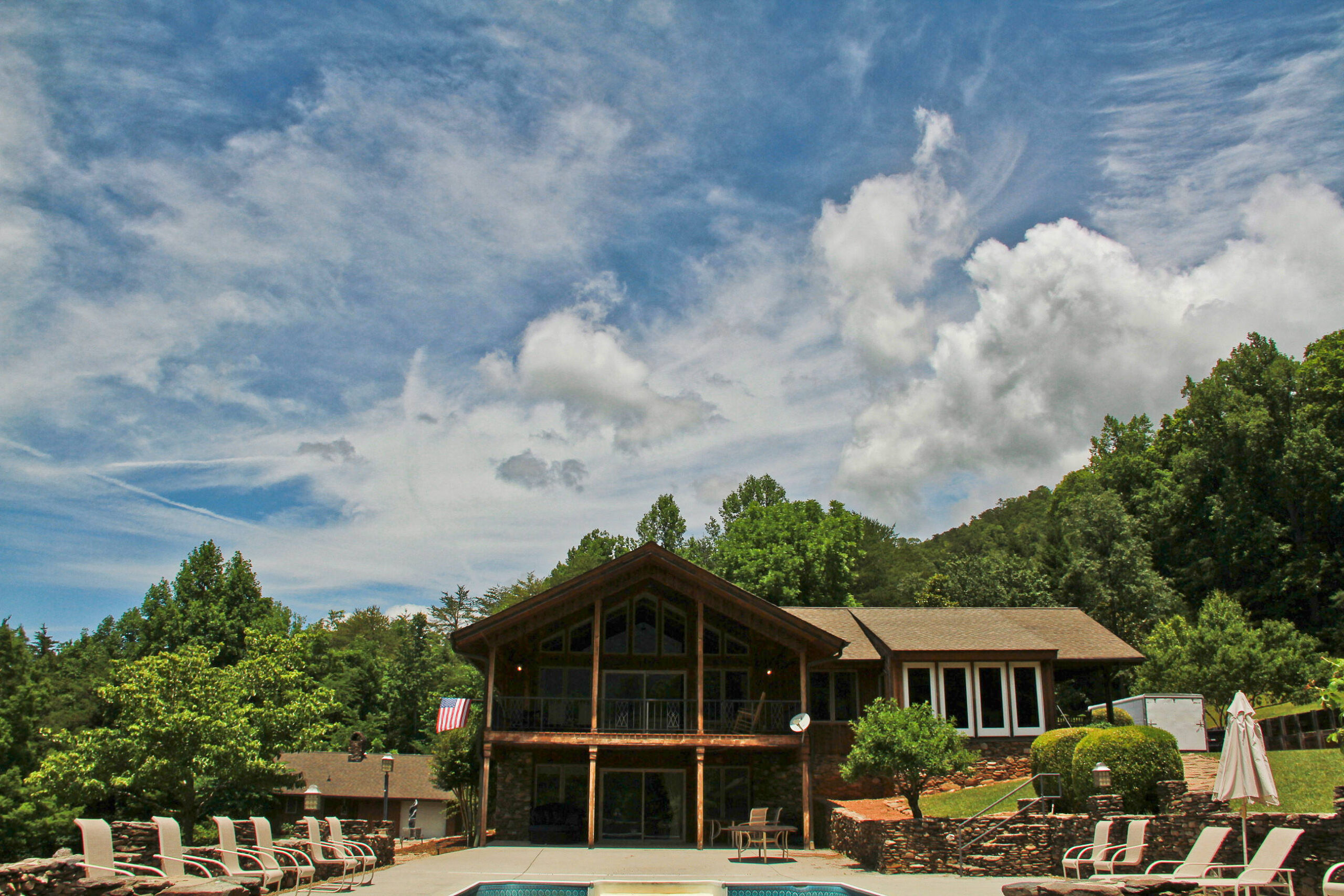 Firefly Lodge – Tuckaleechee Retreat Center-Smoky Mountains